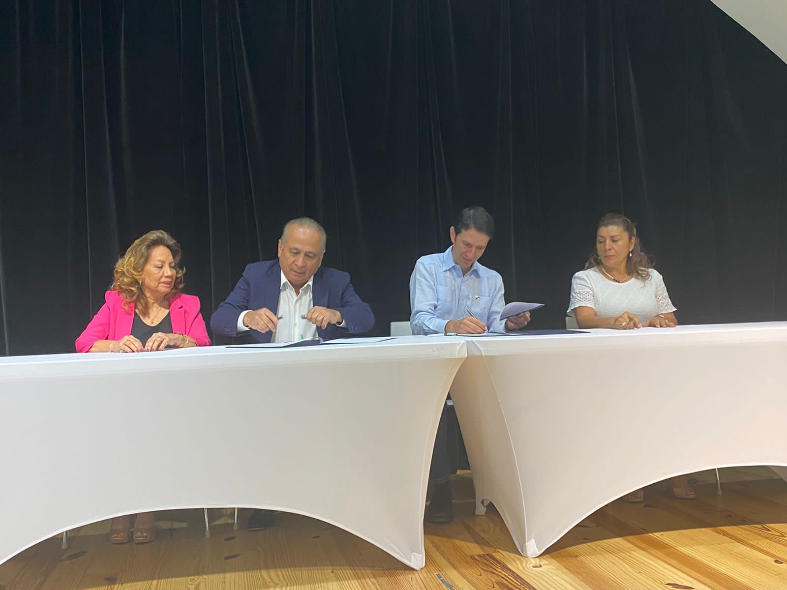 ATP y centros de competitividad regionales firman convenio marco de ...